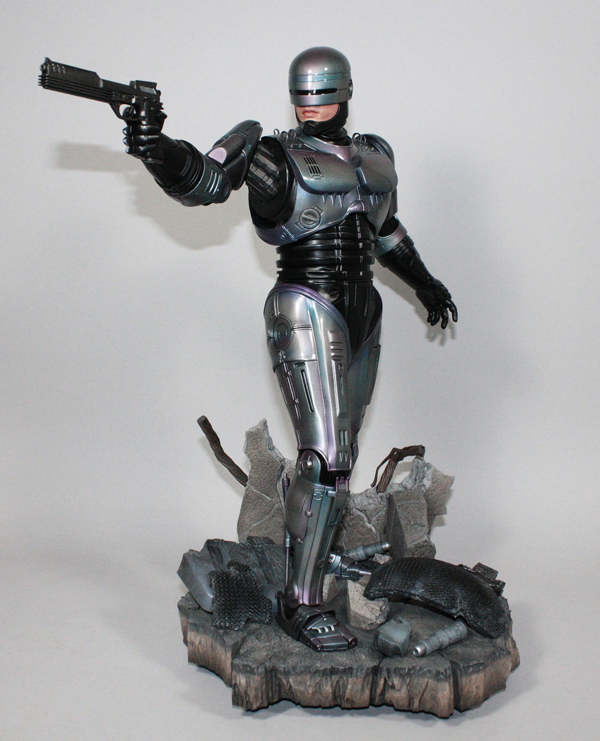 RoboCop Statue by Hollywood Collectibles Group | Sideshow Collectibles