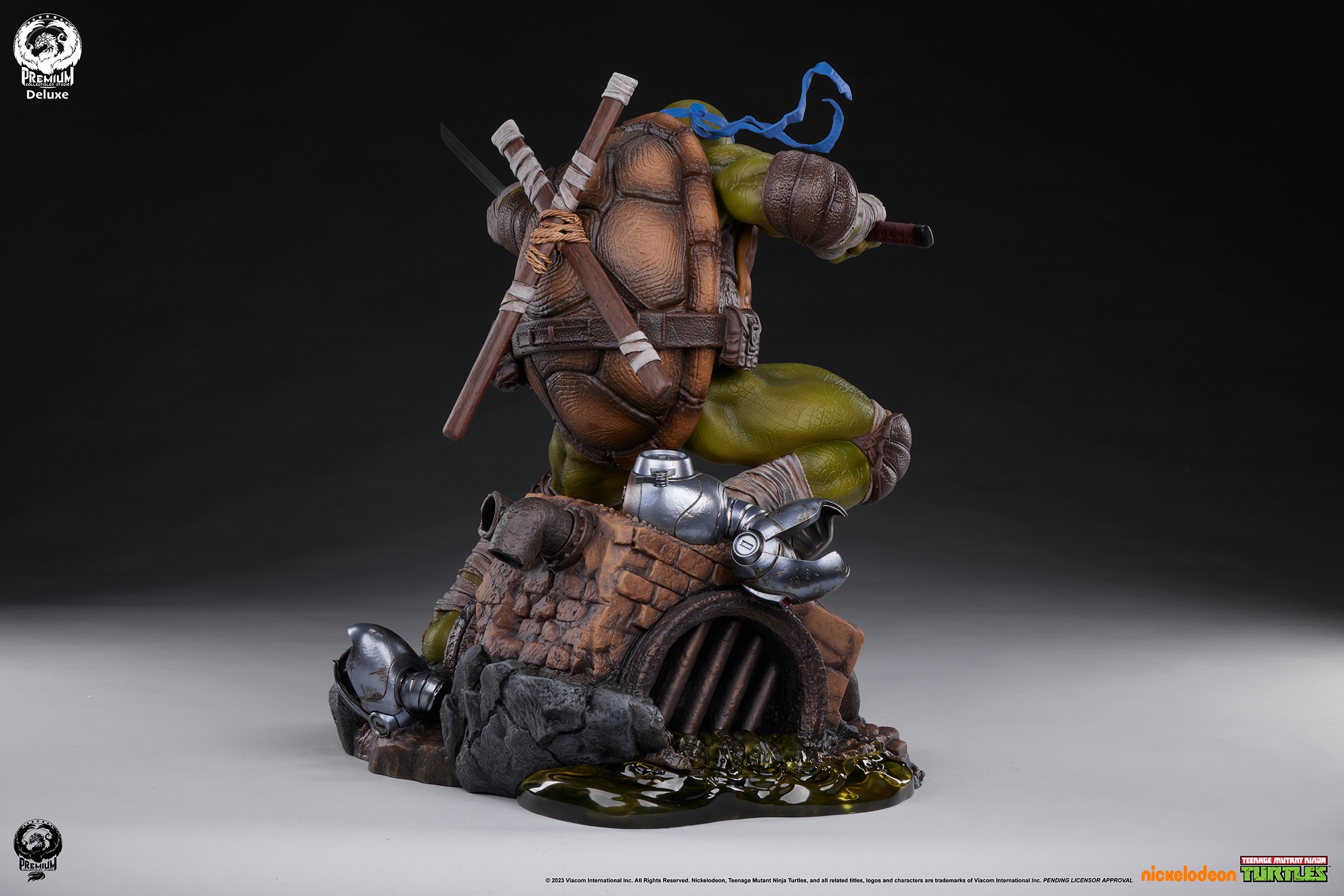 Leonardo TMNT Legends 1:3 Scale Statue by PCS | Sideshow Collectibles
