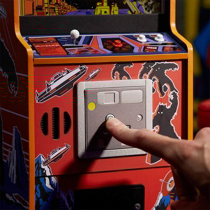 Space Invaders Part II Quarter Arcade Scaled Replica by Numskull ...