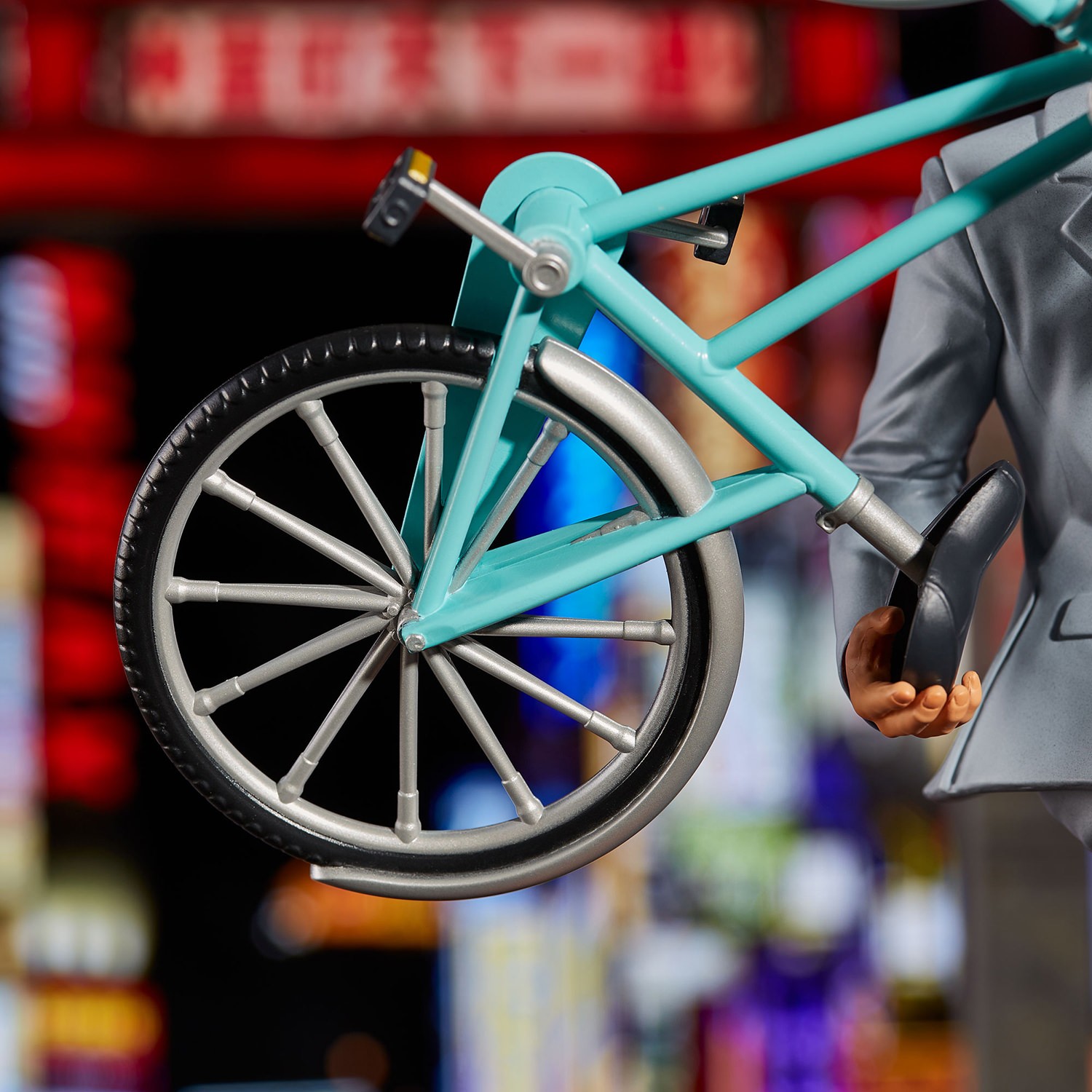 Kazuma Kiryu by Numskull | Sideshow Collectibles