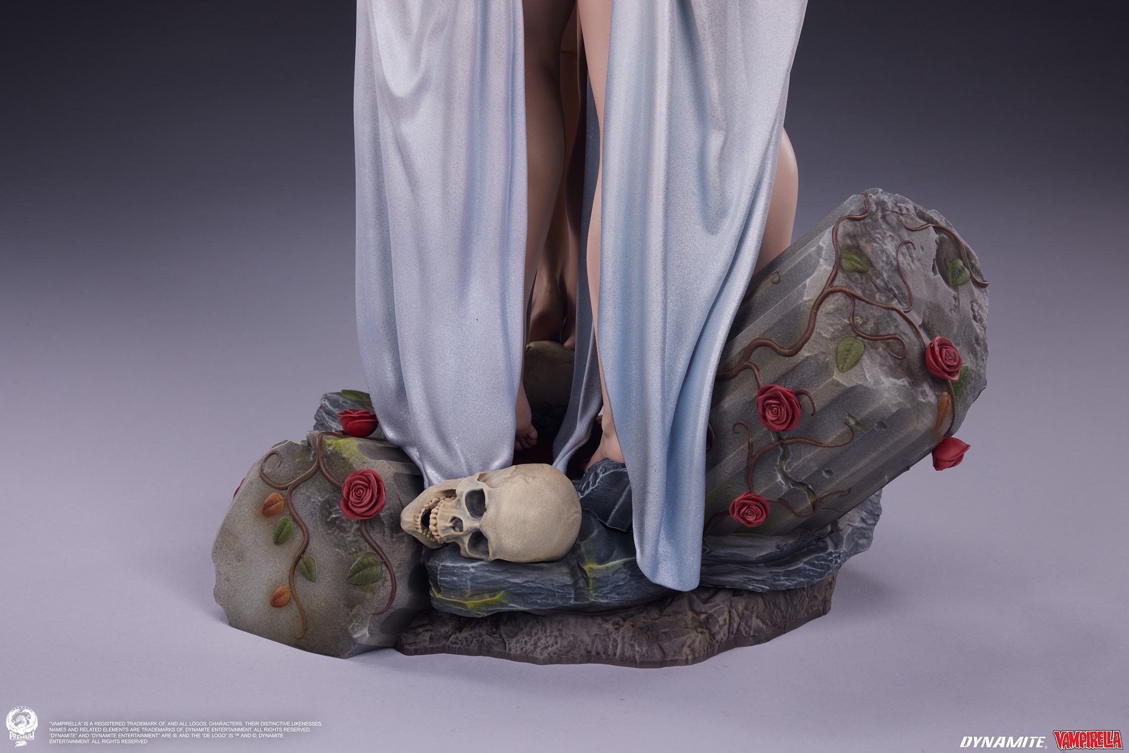 Vampirella – Premier Series – Quarter Scale Statue by PCS | Sideshow ...