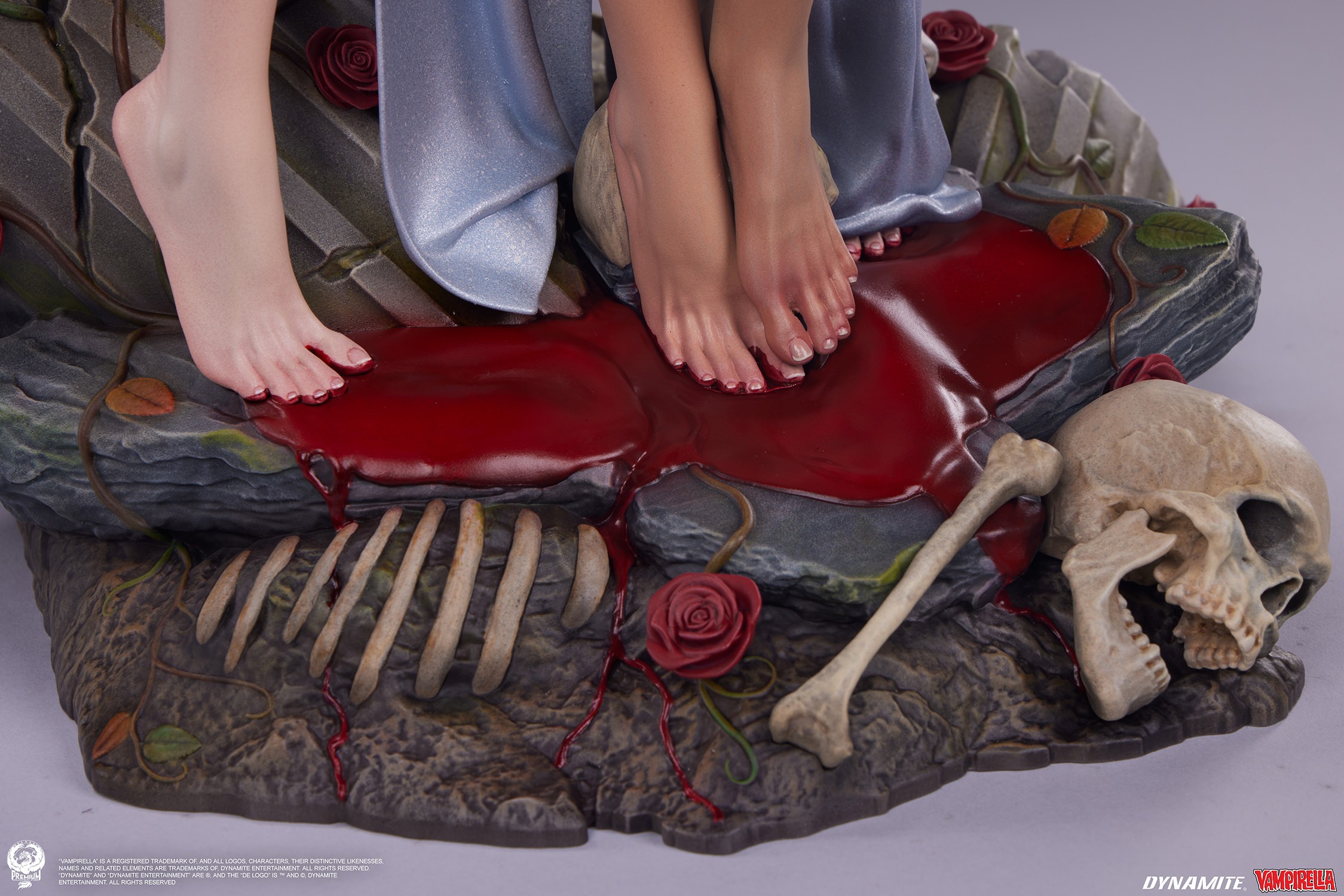 Vampirella – Premier Series – Quarter Scale Statue by PCS | Sideshow ...