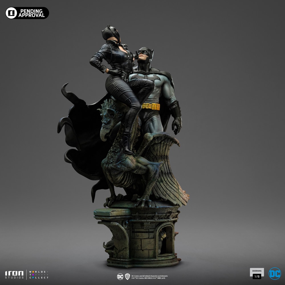 Batman and Catwoman Sixth Scale Diorama by Iron Studios | Sideshow ...