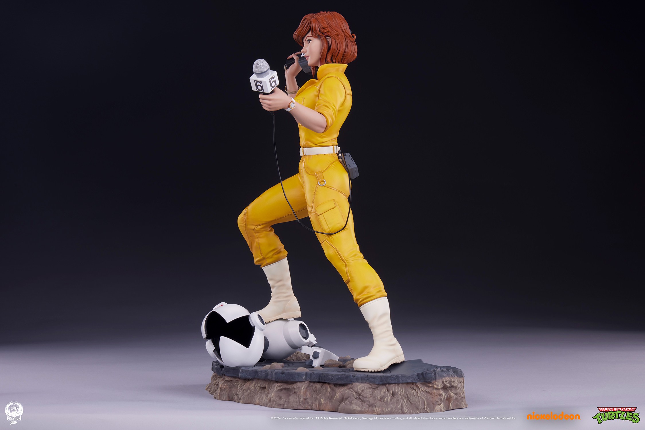 April O’Neil – Premier Series – Quarter Scale Statue by PCS | Sideshow ...