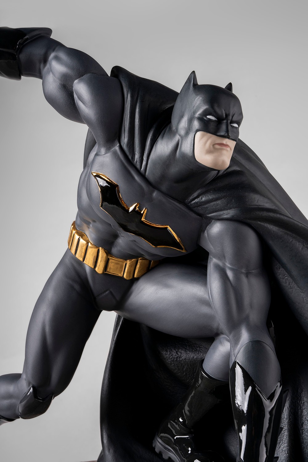 Batman Statue by Lladro | Sideshow Collectibles