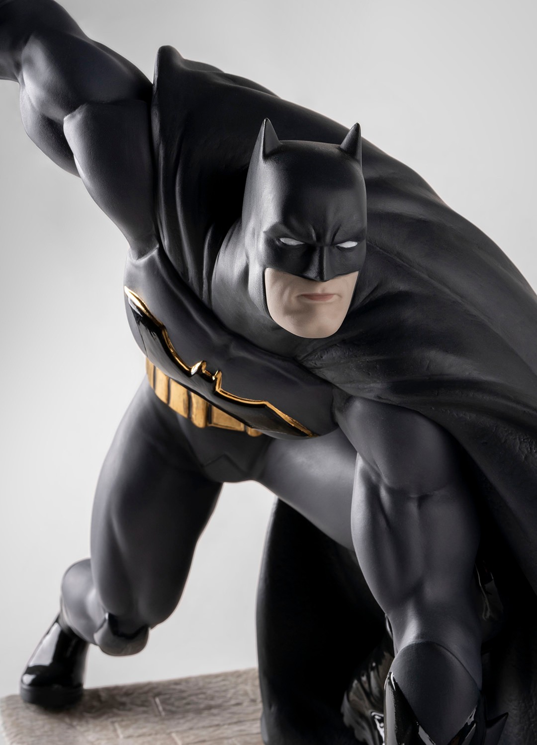 Batman Statue by Lladro | Sideshow Collectibles