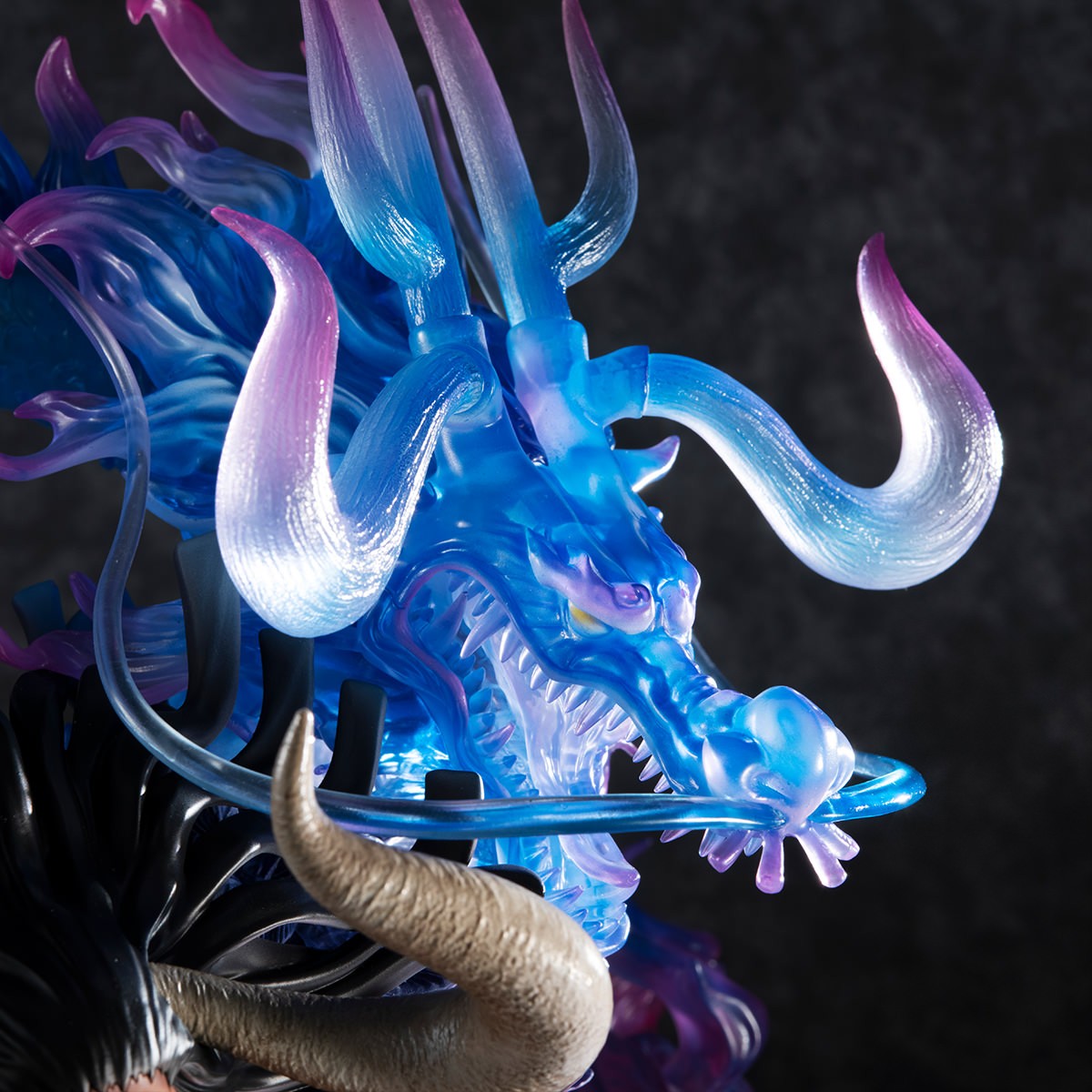 Kaido the Beast Collectible Figure by MegaHouse | Sideshow Collectibles