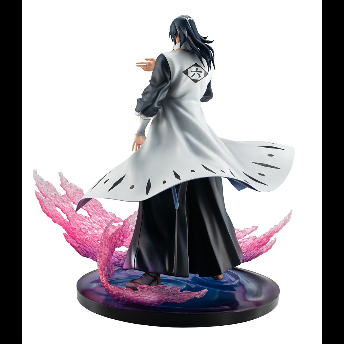 Byakuya Kuchiki Collectible Figure by MegaHouse | Sideshow Collectibles