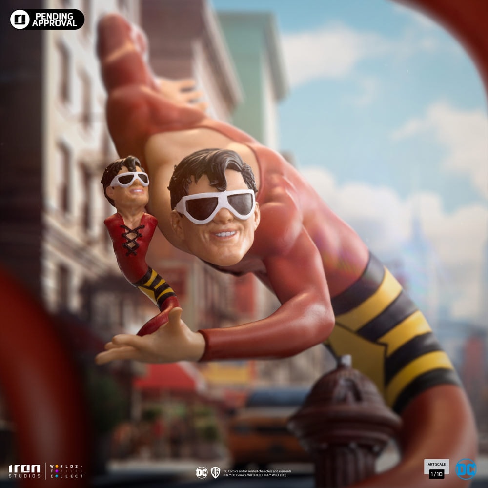 Plastic Man 1:10 Scale Statue by Iron Studios | Sideshow Collectibles