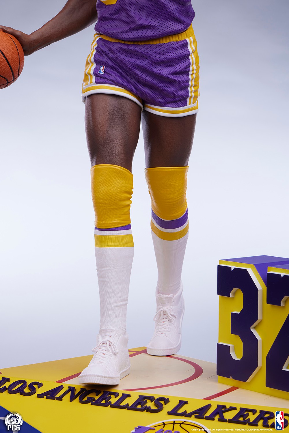 Magic Johnson Quarter Scale Statue by PCS | Sideshow Collectibles