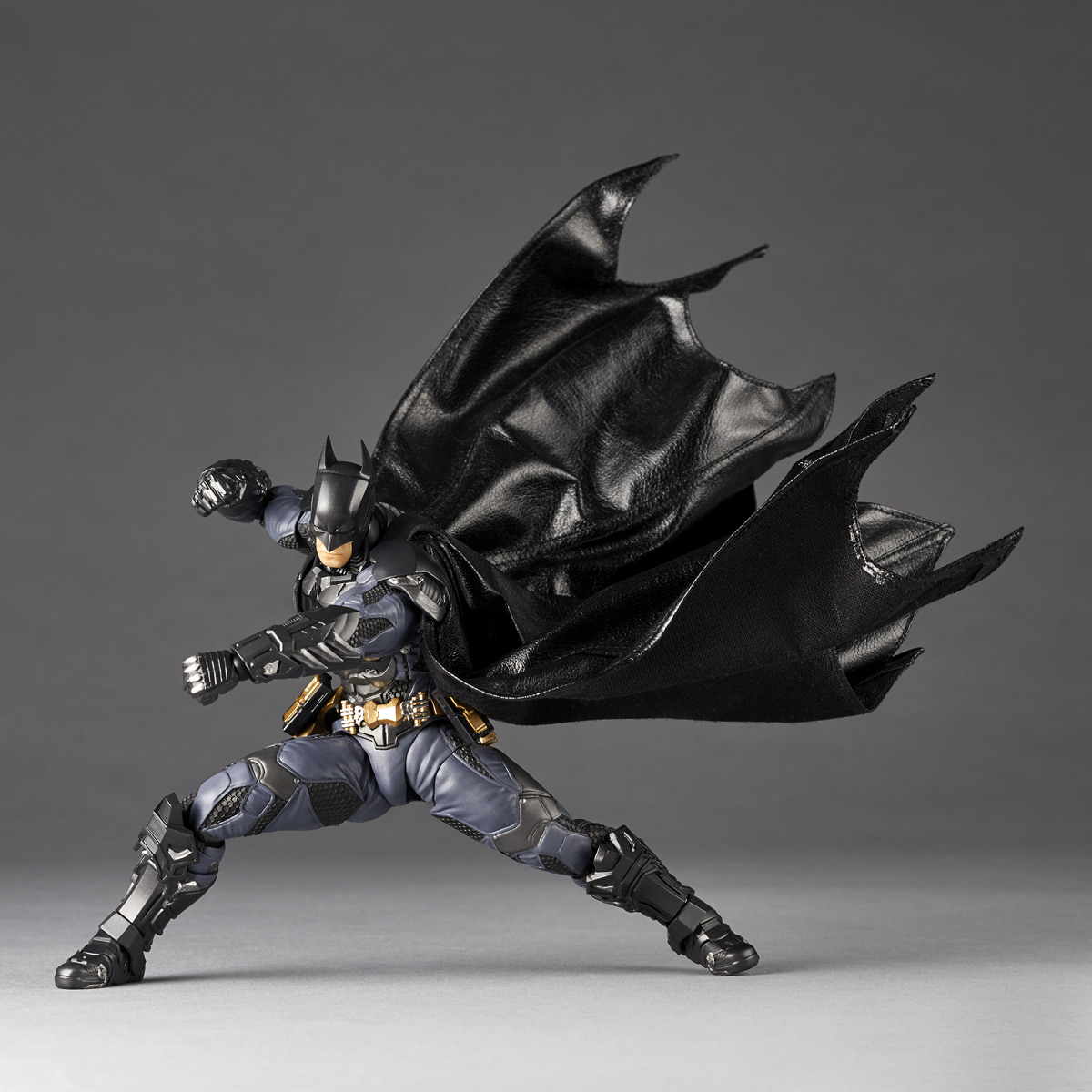 Batman: Arkham Knight Revoltech Amazing Yamaguchi Action Figure by ...