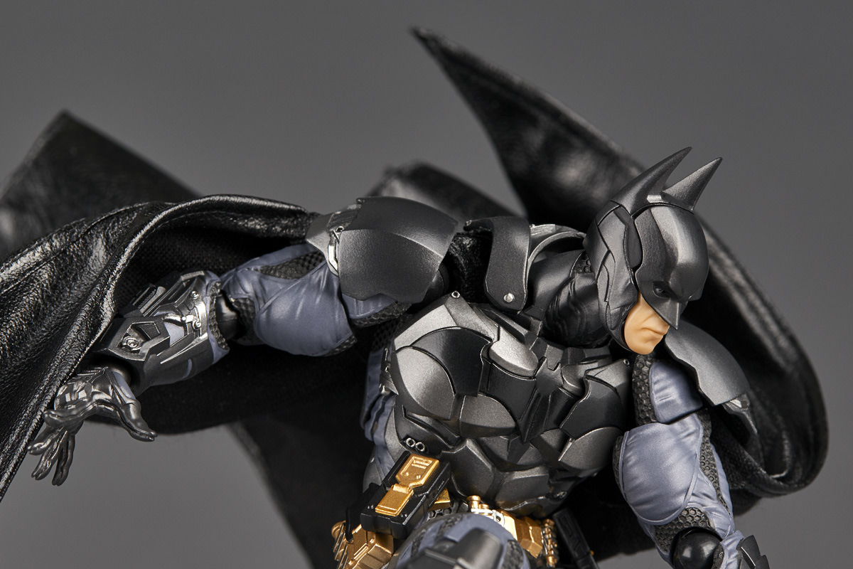 Batman: Arkham Knight Revoltech Amazing Yamaguchi Action Figure by ...