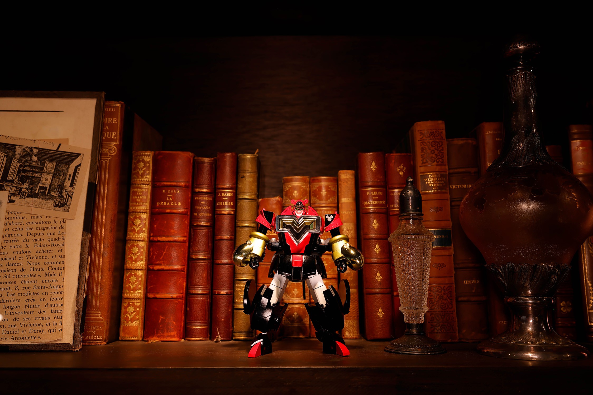 Super Change Mickey Mouse featuring Kunio Okawara Collectible Figure ...