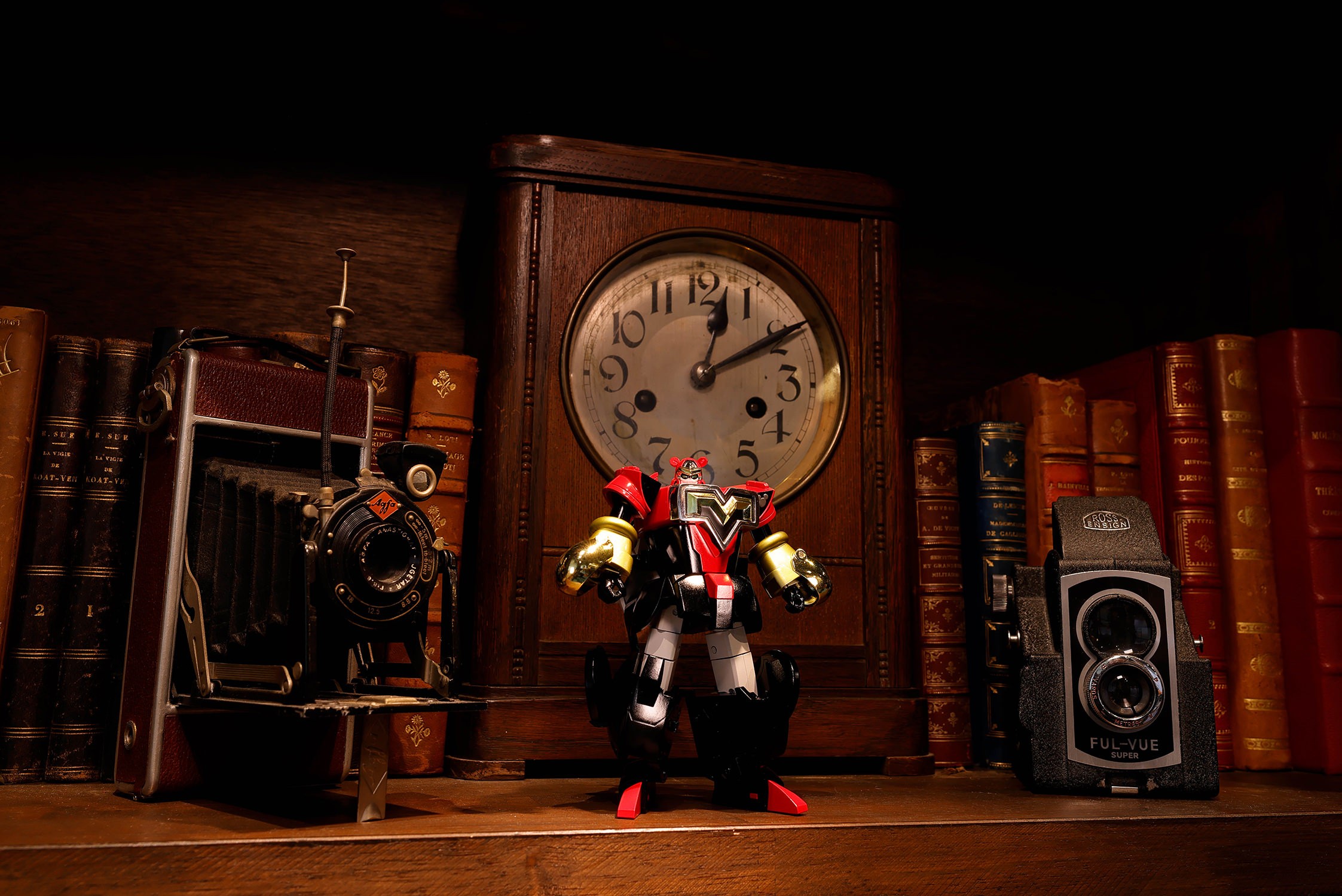 Super Change Mickey Mouse featuring Kunio Okawara Collectible Figure ...