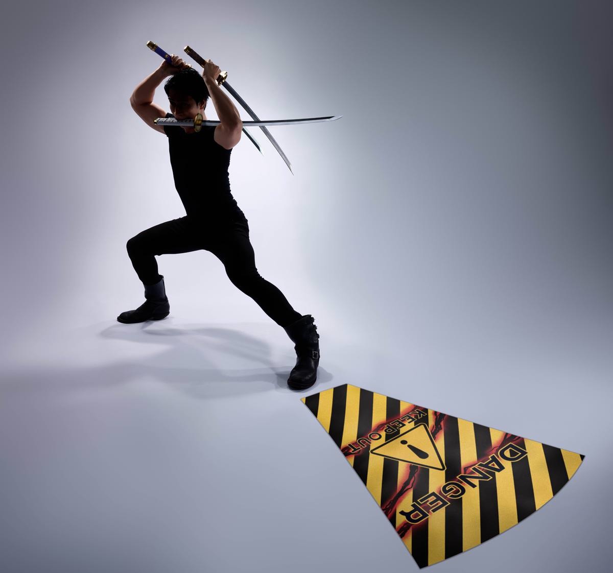 Rorona Zoro Three Sword Style Proplica Set by Tamashii Nations ...