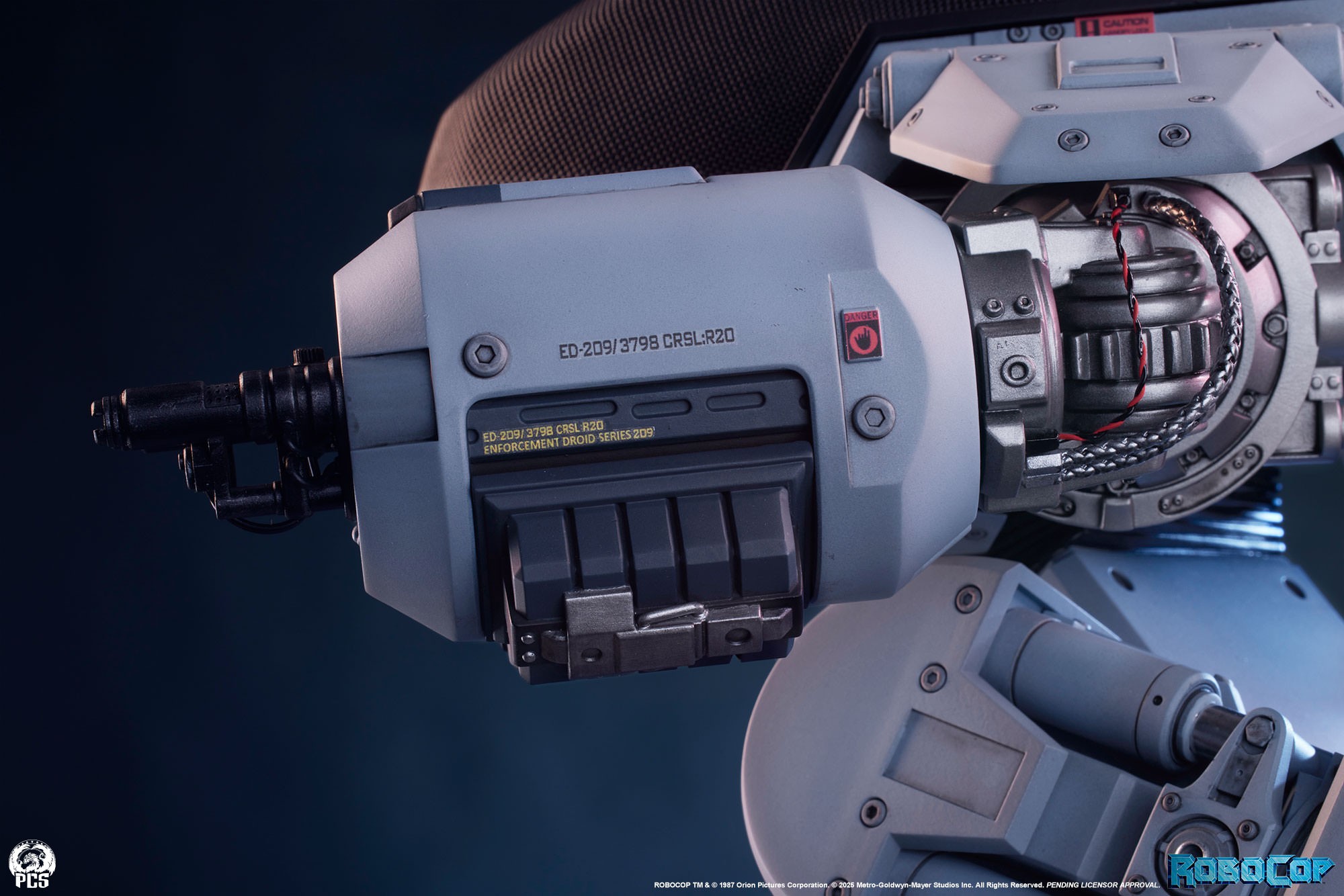 ED-209 1:3 Scale Statue by PCS | Sideshow Collectibles