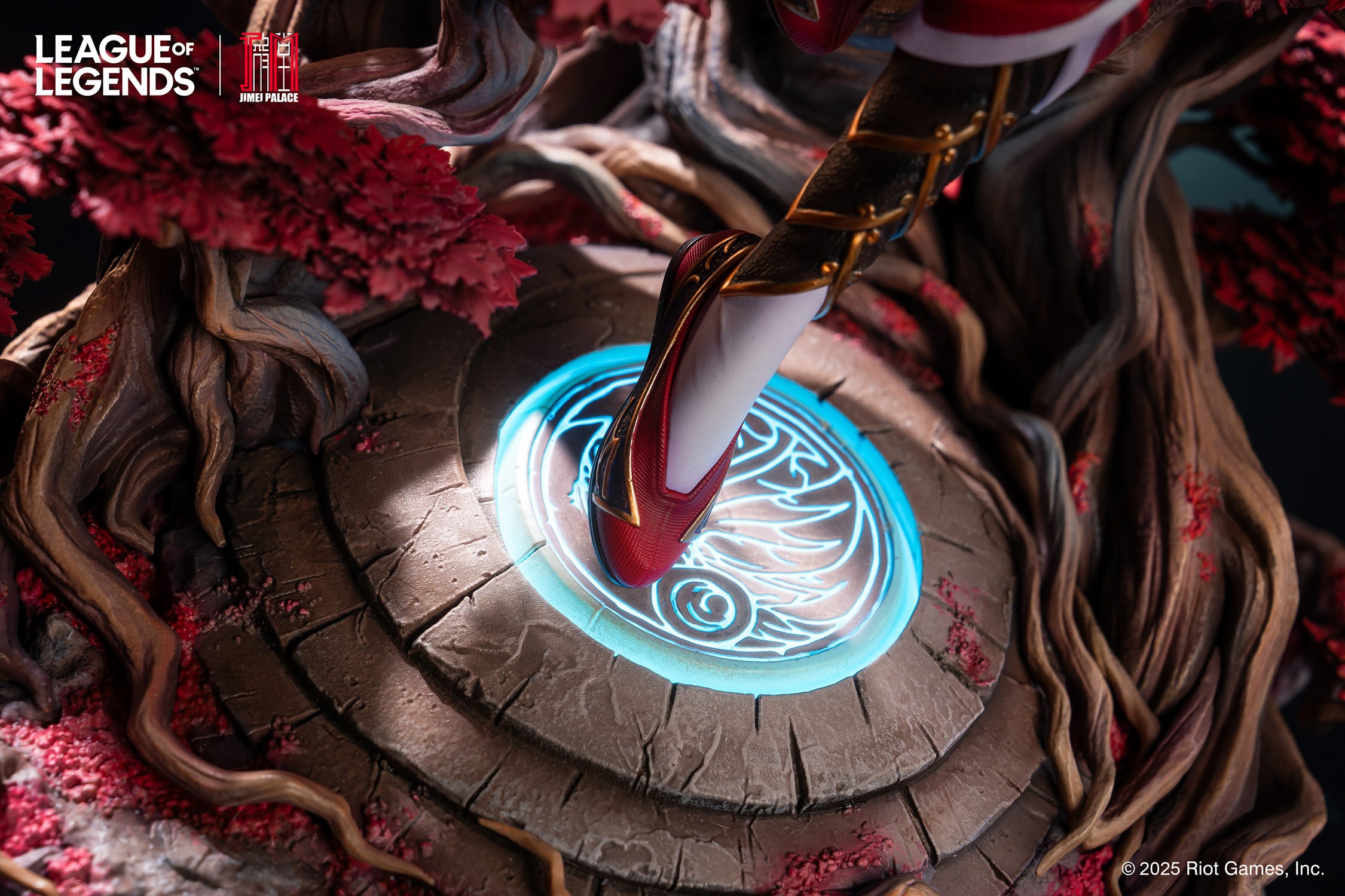Ahri Statue by Jimei Palace | Sideshow Collectibles