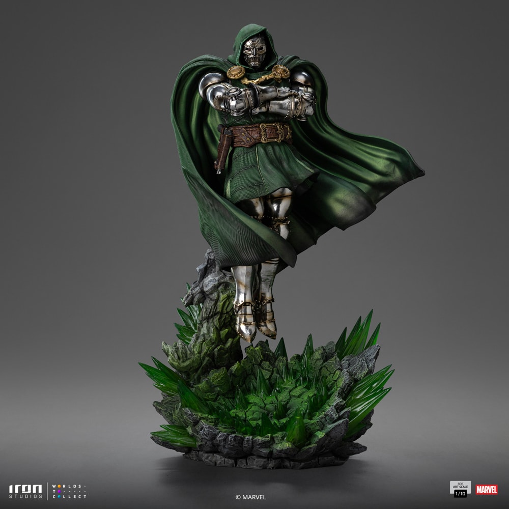 Doctor Doom 1:10 Scale Statue by Iron Studios | Sideshow Collectibles
