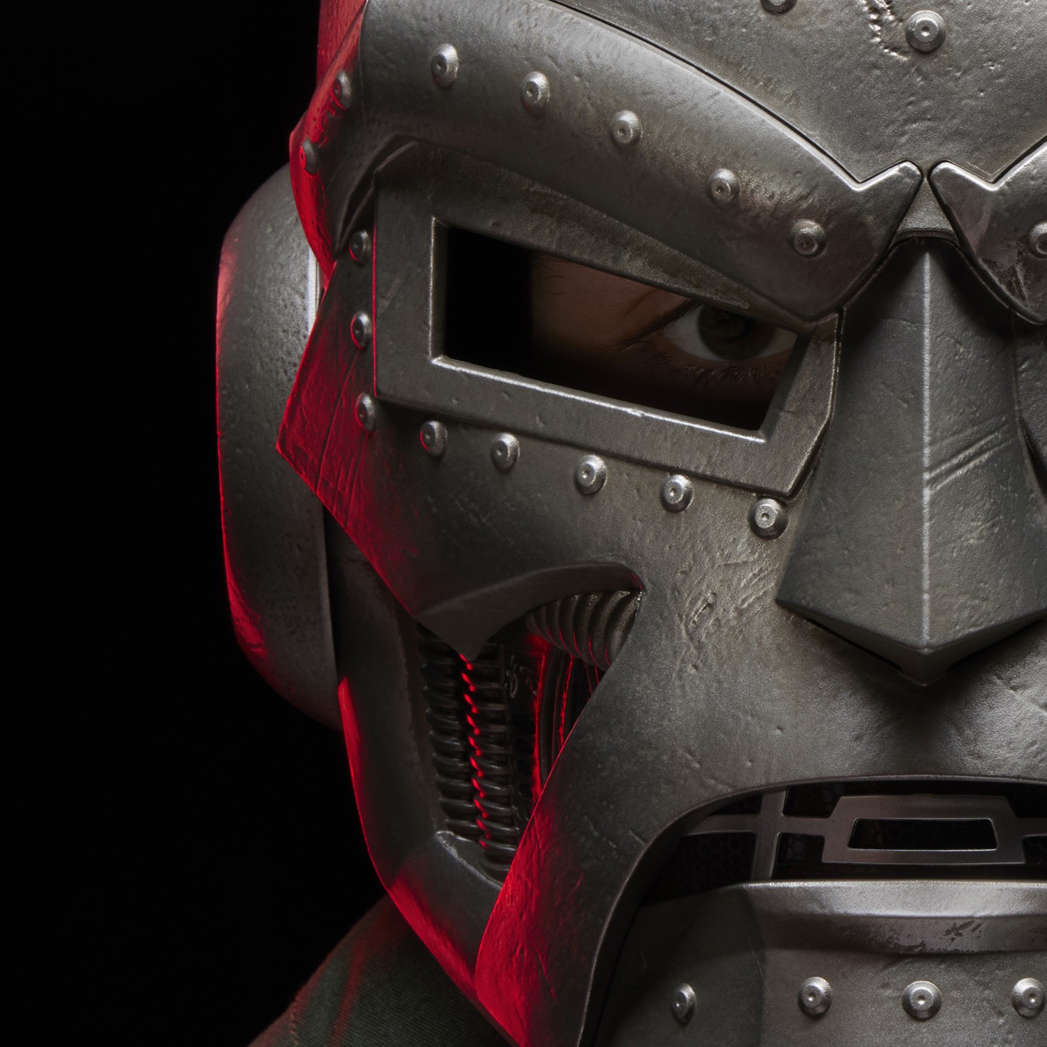 Doctor Doom Premium Roleplay Life-Size Helmet by Hasbro | Sideshow ...
