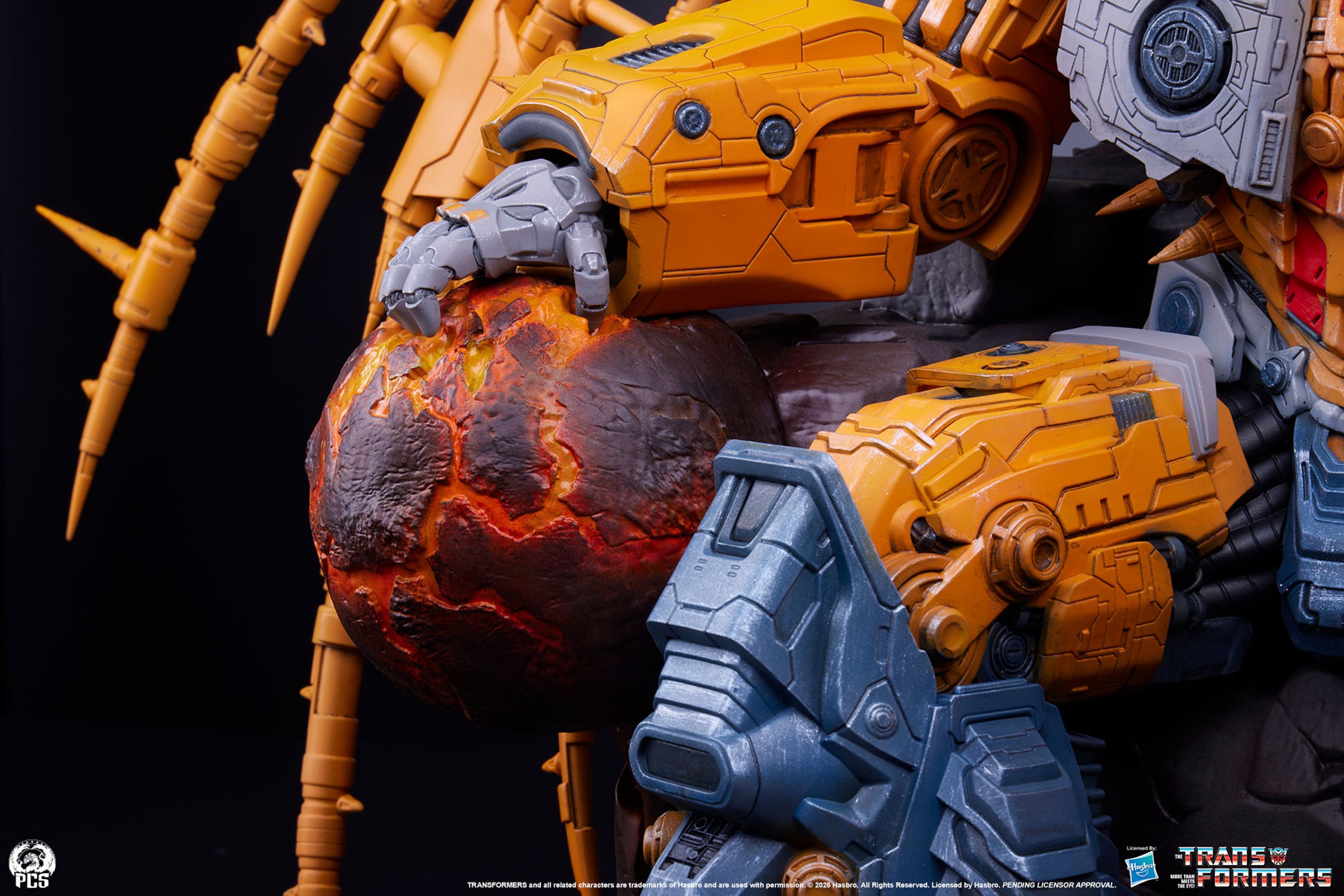 Unicron Museum Scale Statue by PCS | Sideshow Collectibles