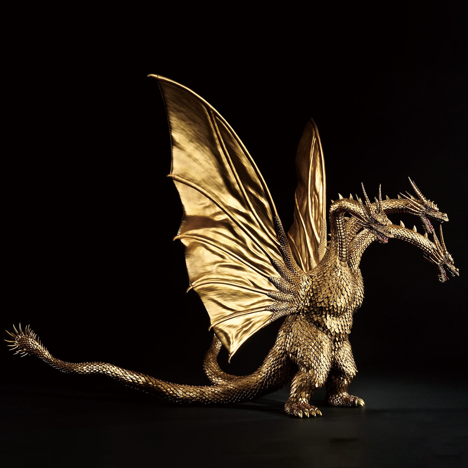 King Ghidorah (1991) Ichibansho Sofvics Collectible Figure by Bandai ...