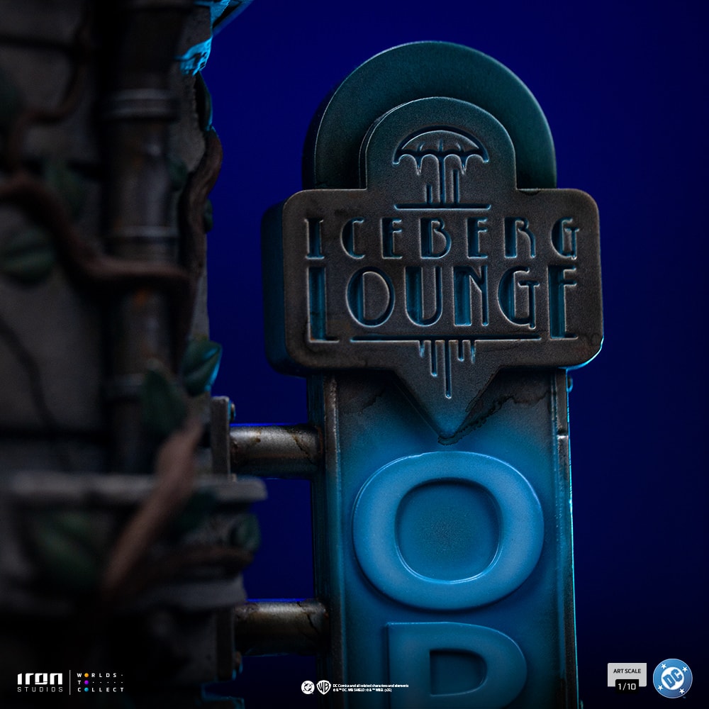 Nightwing 1:10 Scale Statue by Iron Studios | Sideshow Collectibles