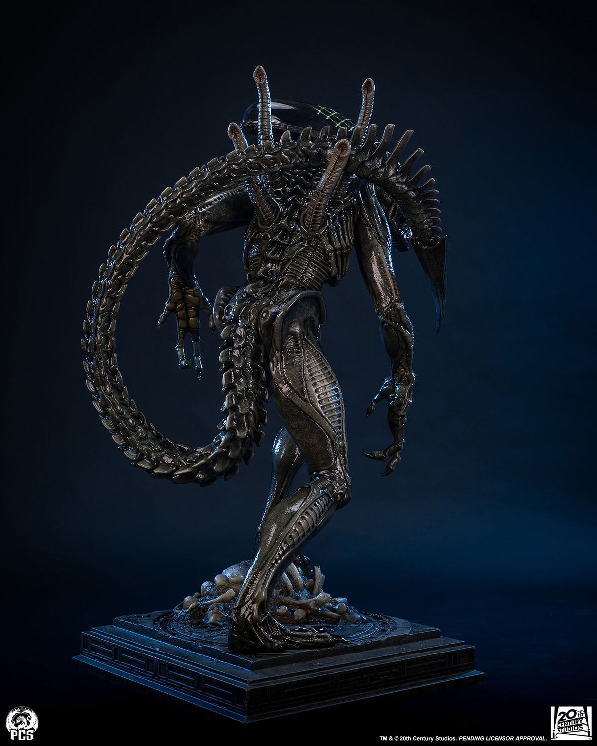 Grid Alien 1:2 Scale Statue by PCS | Sideshow Collectibles
