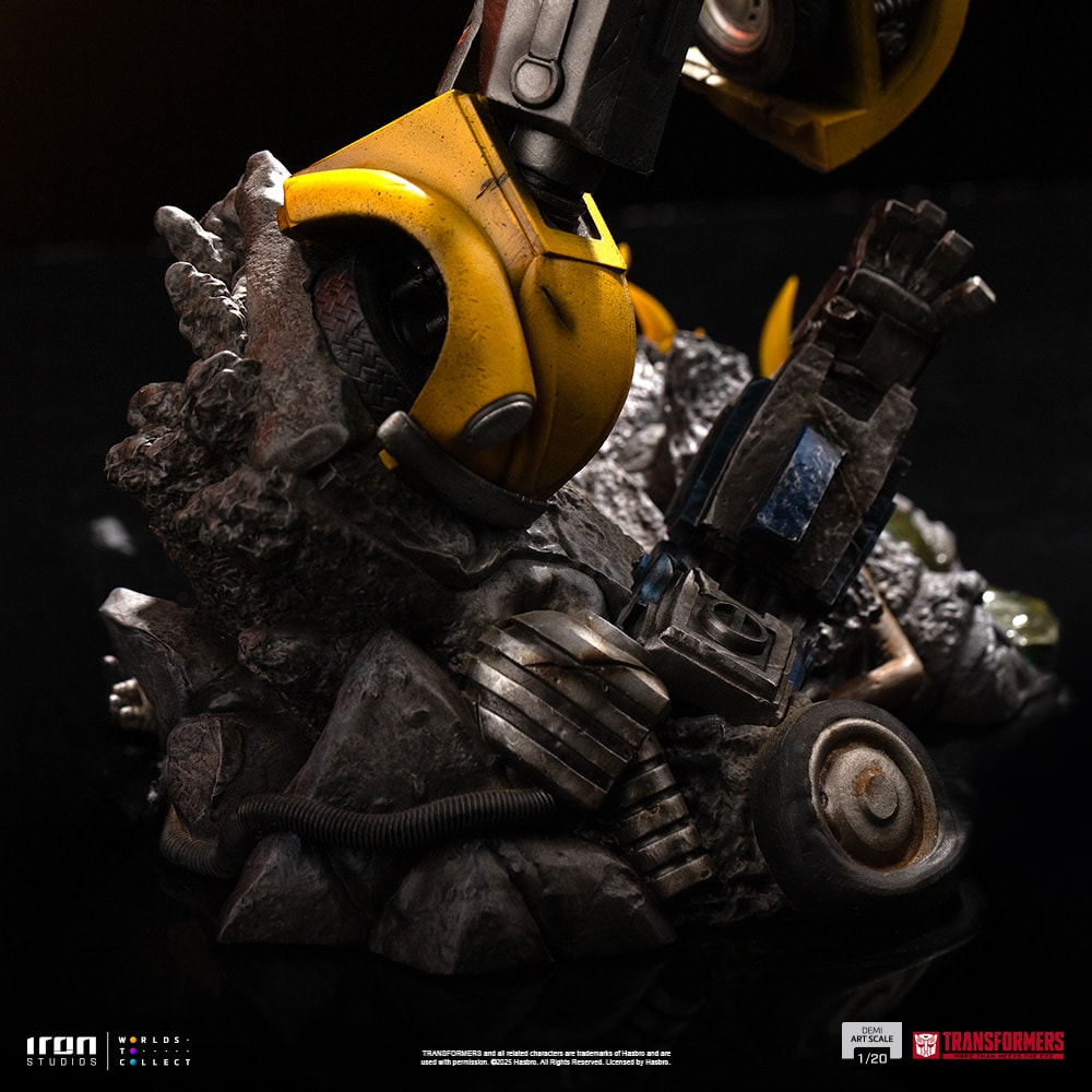 Bumblebee Demi Art Scale Statue by Iron Studios | Sideshow Collectibles