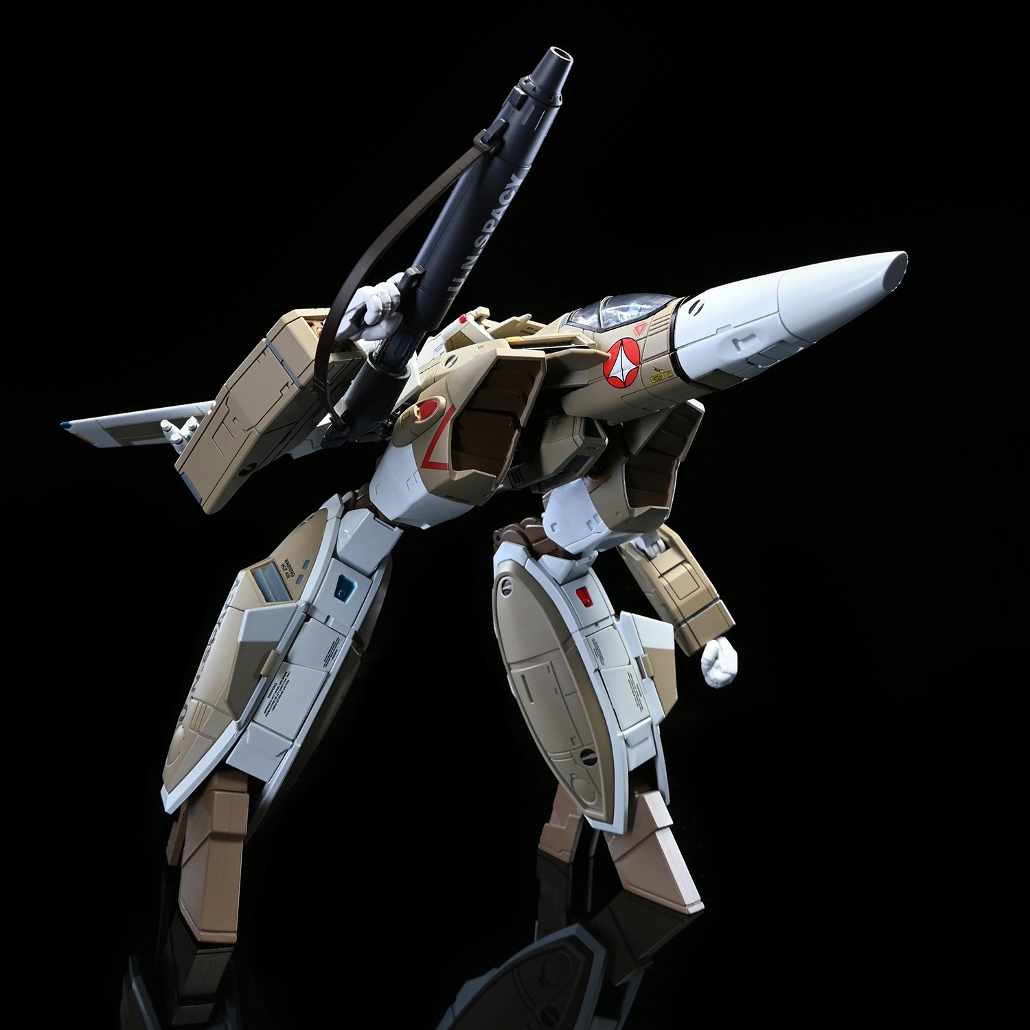 Veritech VF-1A Transformable Action Figure by Unix Square | Sideshow ...