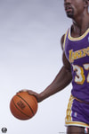 Magic Johnson Quarter Scale Statue by PCS | Sideshow Collectibles