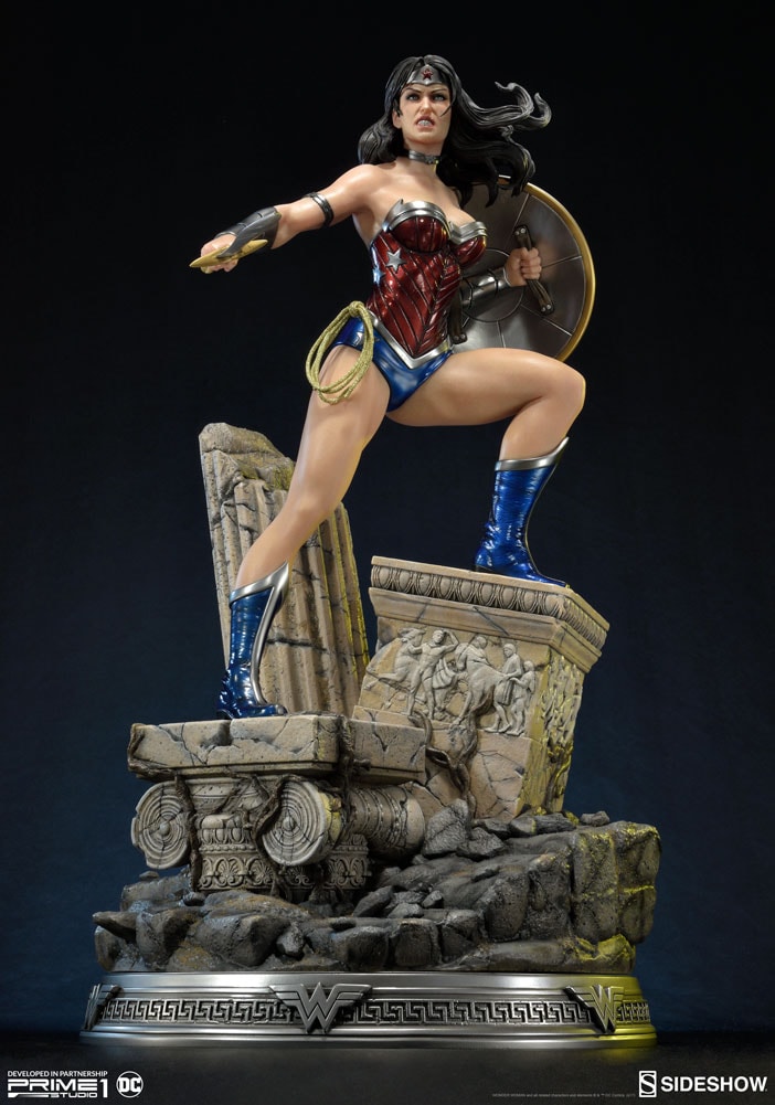 DC Comics Wonder Woman Statue by Sideshow Collectibles | Sideshow ...
