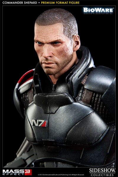 Mass Effect Commander Shepard Premium Format™ Figure by Sideshow ...