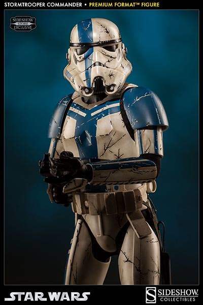 Star Wars Stormtrooper Commander Premium Format™ Figure by Sideshow ...