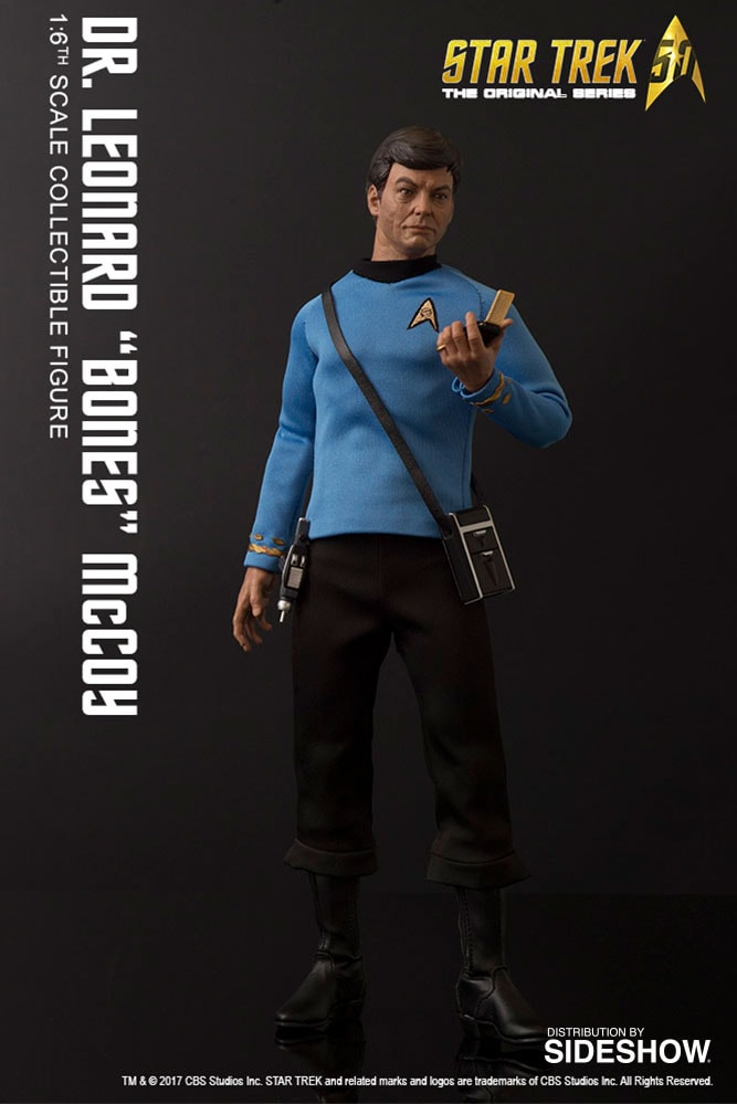 Star Trek Dr Leonard Bones McCoy Sixth Scale Figure by Quant | Sideshow ...