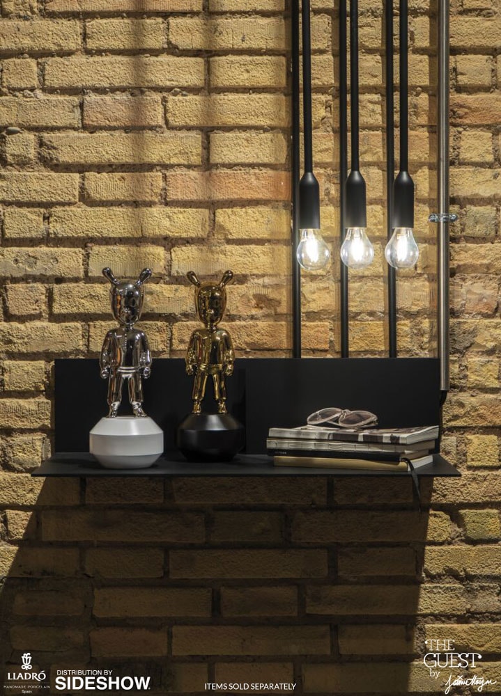 The Golden Guest Figurine | Sideshow Collectibles