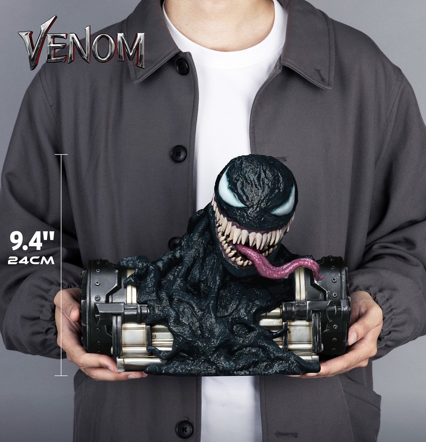 Venom Symbiote Life-Size Figure by Beast Kingdom | Sideshow Collectibles