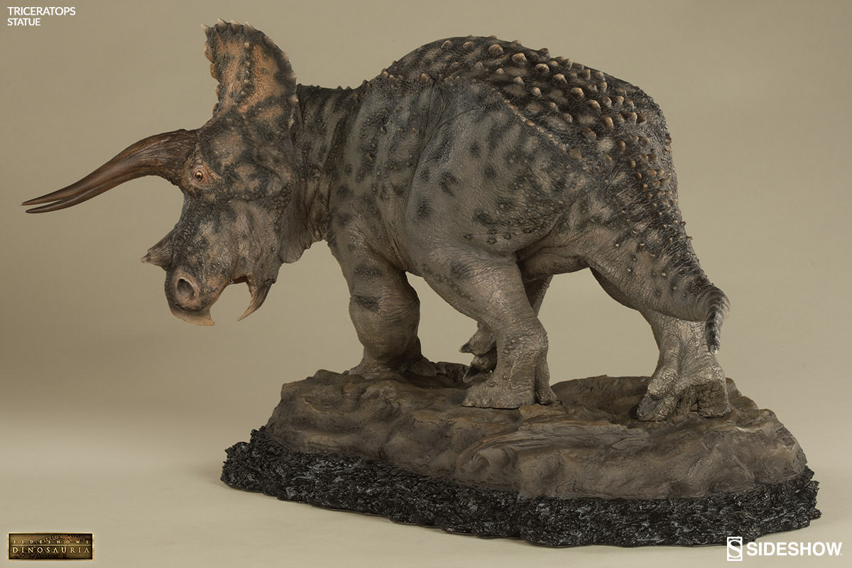 Dinosauria Triceratops Statue by Sideshow Collectibles | Sideshow ...