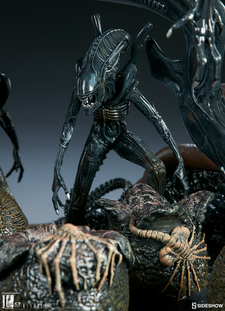 Aliens Alien Queen Maquette by Sideshow Collectibles | Sideshow ...