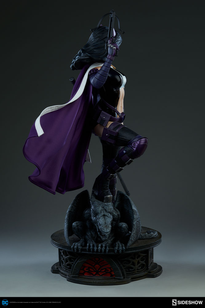 DC Comics Huntress Premium Format(TM) Figure by Sideshow Col | Sideshow ...