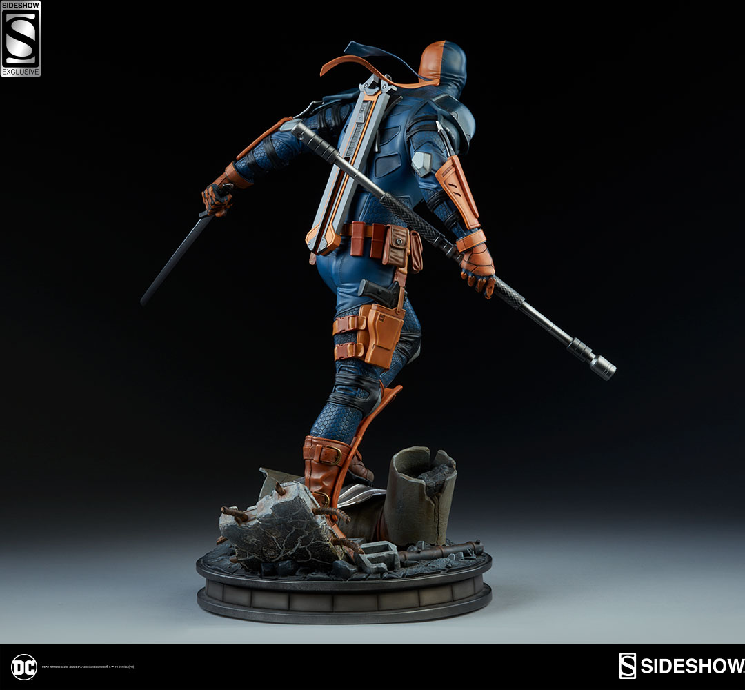 DC Comics Deathstroke Premium Format(TM) Figure by Sideshow | Sideshow ...
