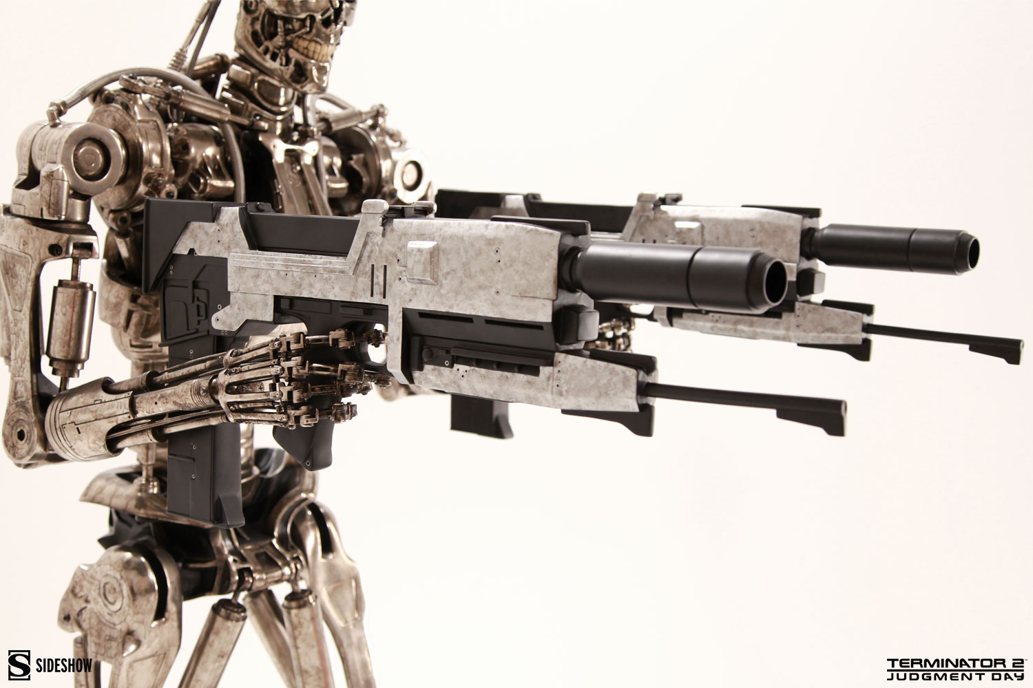 Terminator T-800 Endoskeleton Life-Size Figure | Sideshow Collectibles