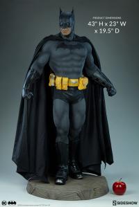 DC Comics Batman Legendary Scale(TM) Figure by Sideshow Coll | Sideshow ...