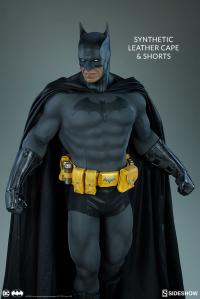 DC Comics Batman Legendary Scale(TM) Figure by Sideshow Coll | Sideshow ...