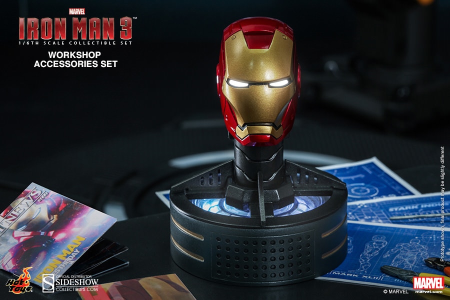 Marvel Iron Man Workshop Accessories Collectible Set by Hot | Sideshow ...