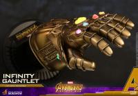 The Infinity Gauntlet Là Gì, Infinity Gauntlet Accessory Figure By Hot Toys
