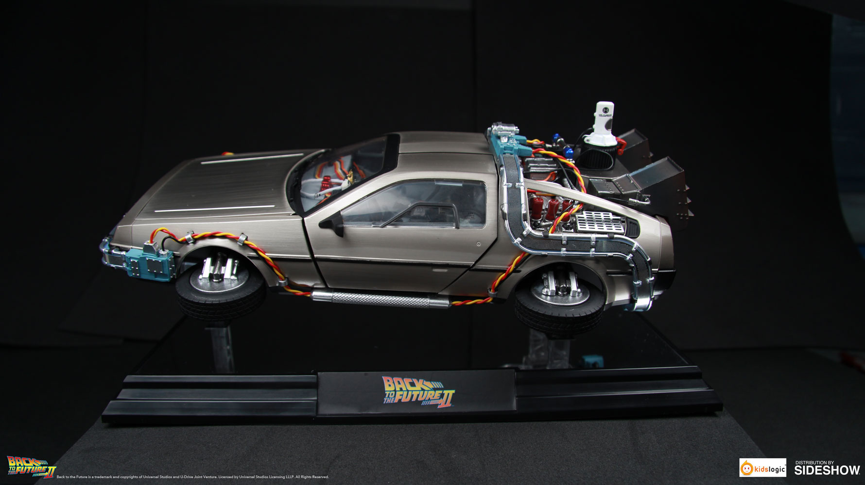 Back to the Future DeLorean Time Machine Collectible Figure | Sideshow ...