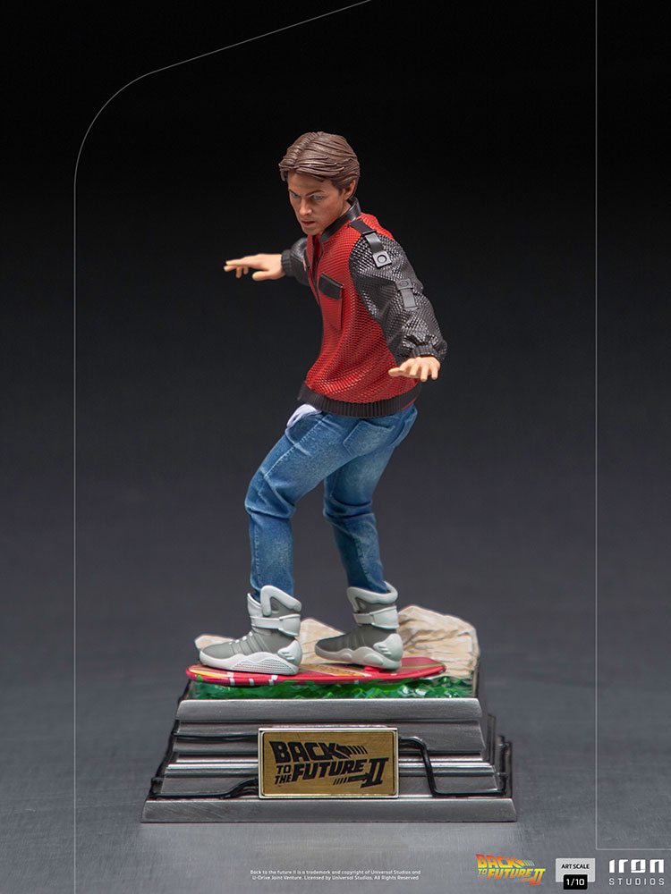 Marty McFly on Hoverboard 1:10 Scale Statue by Iron Studios | Sideshow ...